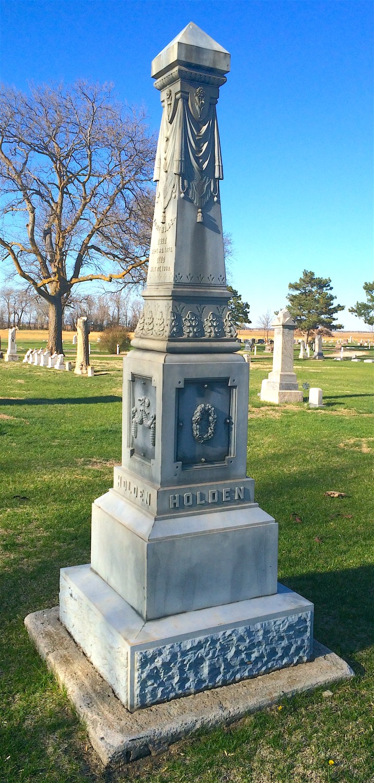 Nebraska’s Central City Cemetery: Two Precious Gems and a Lone Tree ...