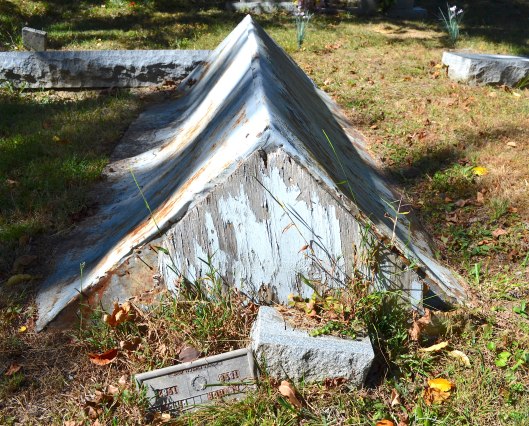 Stopping by Whittaker Cemetery: The Tent Graves of Tennessee’s ...