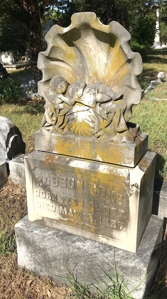 Deep in the Heart of Dallas, Texas: Exploring Silent City of the Dead ...