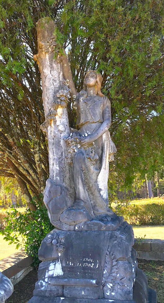 Three Brides and a Pastor: Farewell to Greenville, Ala.’s Magnolia ...